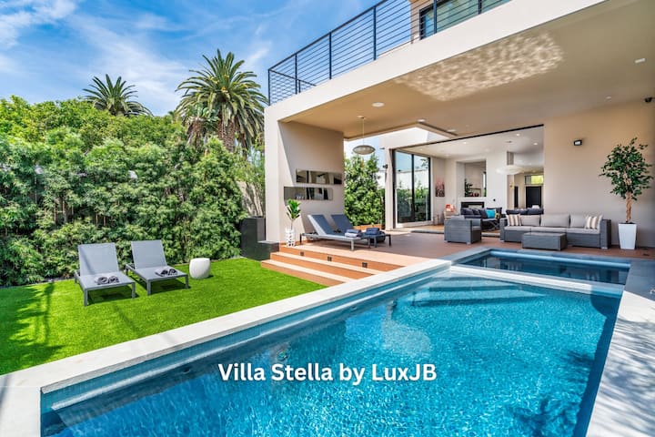Villa Stella By Luxjb | Modern New Triplex In Weho - Los Angeles, CA