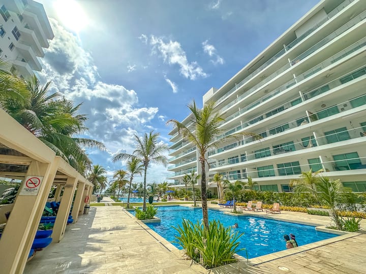 Apartamento En Exclusivo Condo - Salida Al Mar - Cartagena