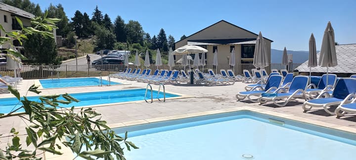 Font-romeu, Appt.avec Piscine Et Vue Dégagée - Font-Romeu-Odeillo-Via