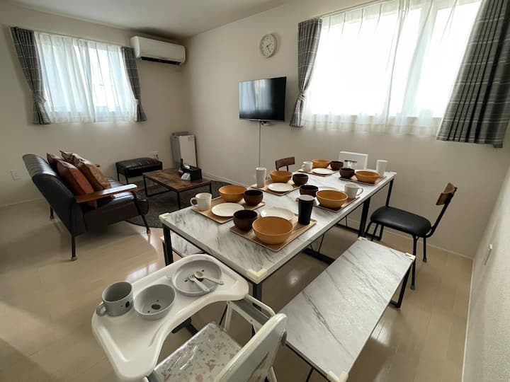 一軒家・貸し切り・寝室3部屋・徒歩約5分内にコンビニ/スーパー - Asahikawa