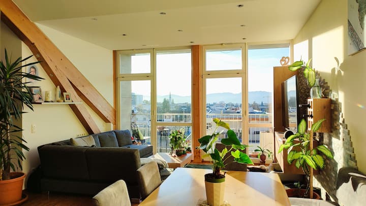 Amplio Dormitorio Con Balcón Y Vista A La Montaña. - Dornbirn