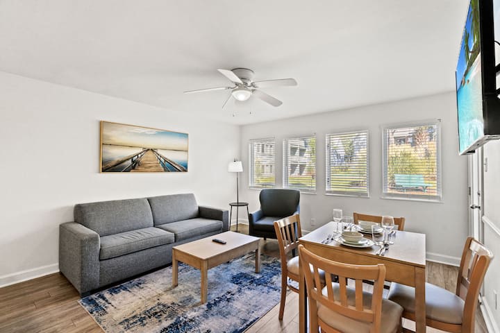 Beautiful 2-bed/2 Bath Condo With Beach Access - Surfside Beach, SC