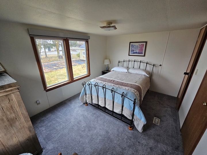 Pheasant Room. Please, No Pets/no Smoking On Prop. - Coeur d'Alene, ID