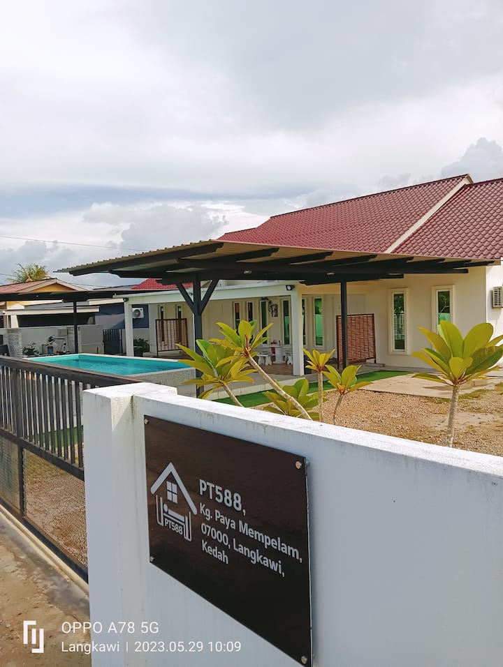 Pantai Cenang House Vacation Rentals - Kedah, Malaysia | Airbnb