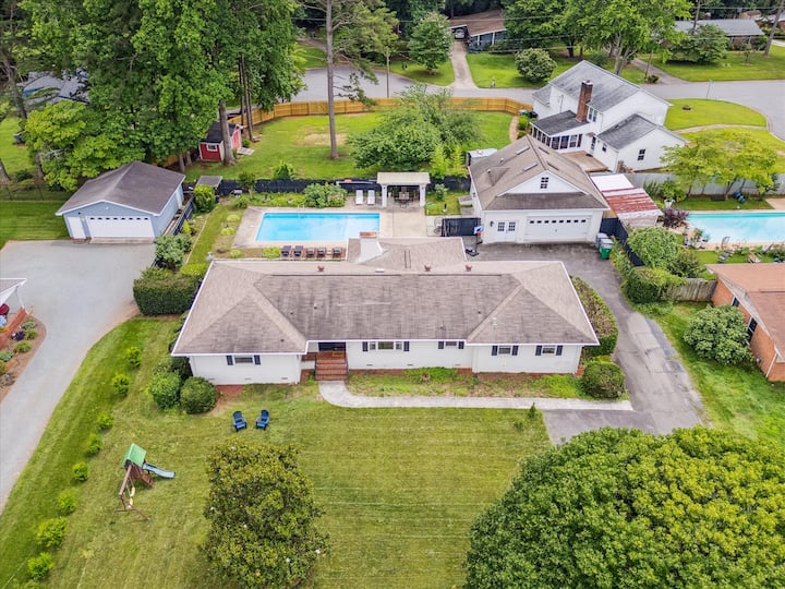 Minutes To Uptown-private Half-acre Ranch Retreat - Harrisburg, NC