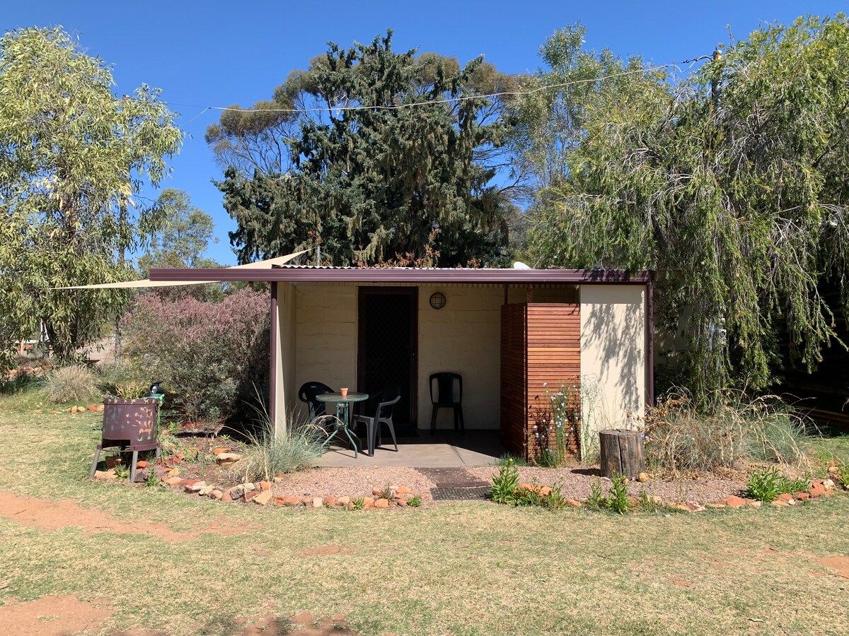 Alice Springs Holiday Rentals & Homes - Northern Territory, Australia ...