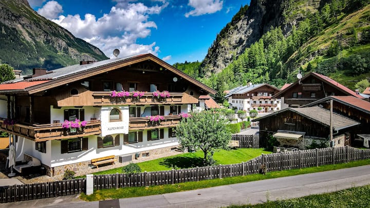 Appartements Alpenrose/appartement 5 - Längenfeld