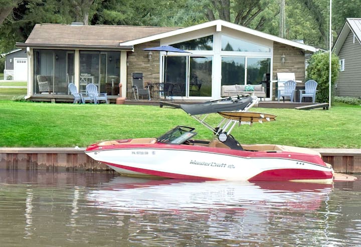 Lakehouse On The Canal - Conneaut Lake, PA