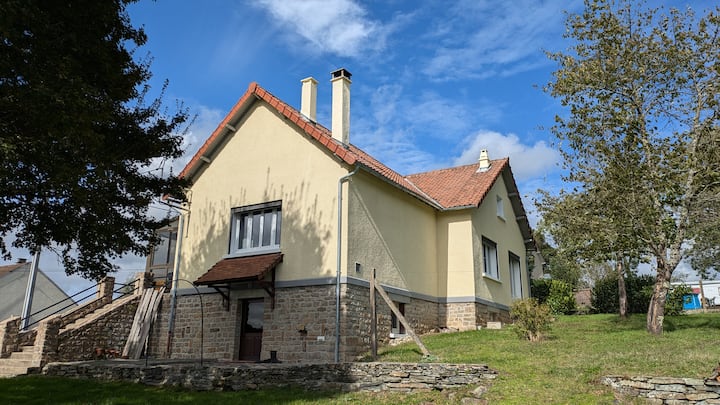 Panorama Over De Vallée Des Peintres - Creuse