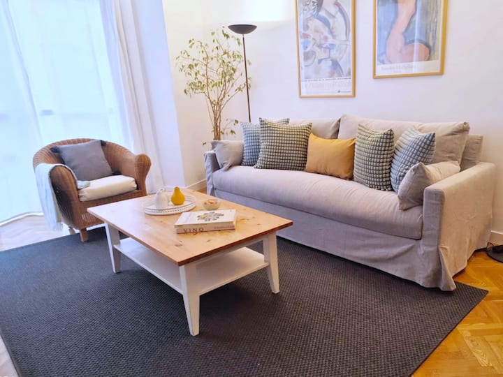 ¡Tu Refugio Activo Y Familiar + Parking Privado! - Madrid