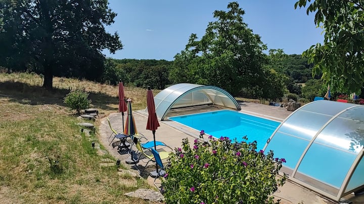 Grange Avec Piscine, Un Havre De Paix - Turenne
