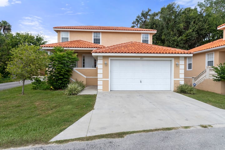 Spacious 5br, 3.5 Ba Villa At Tradewinds 125 - Homosassa