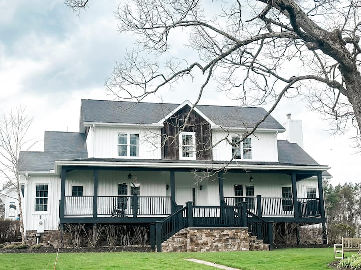 The Farmhouse At The Venues - Maryland