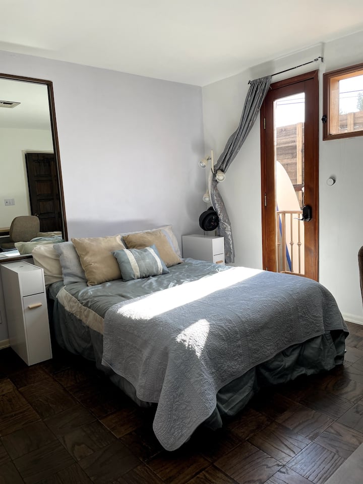 Own Entrance Bedroom By Ucla - Los Angeles, CA