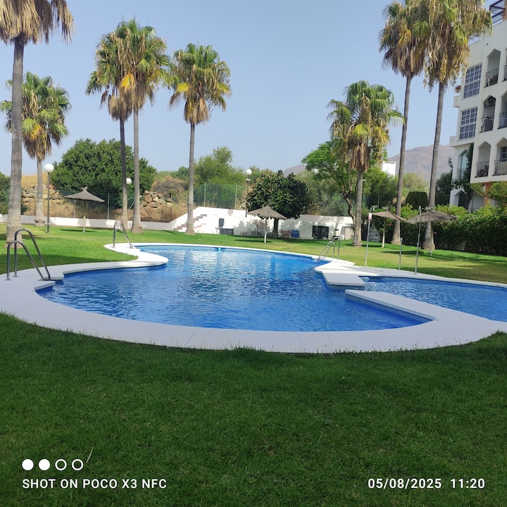 Apartamento Playa Del Cristo. Parking Gratis - Estepona