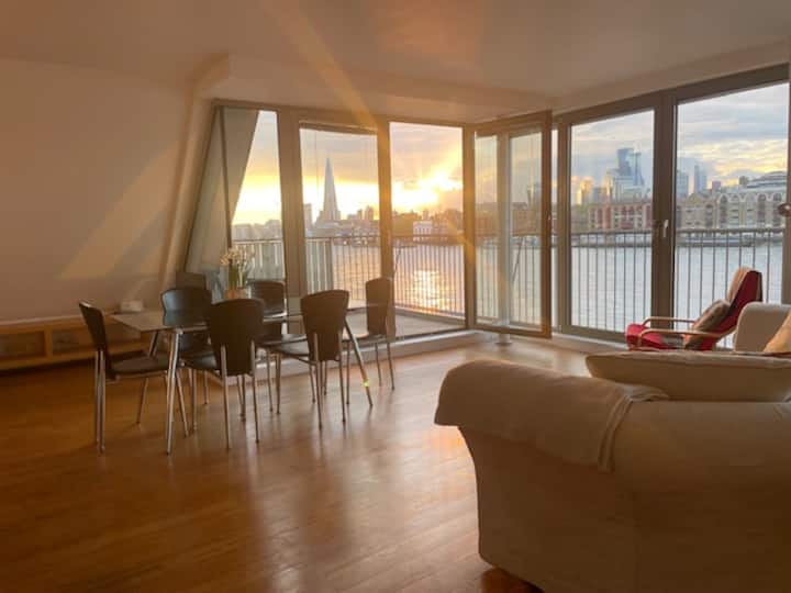 Tunnel Wharf, River Thames, London - London