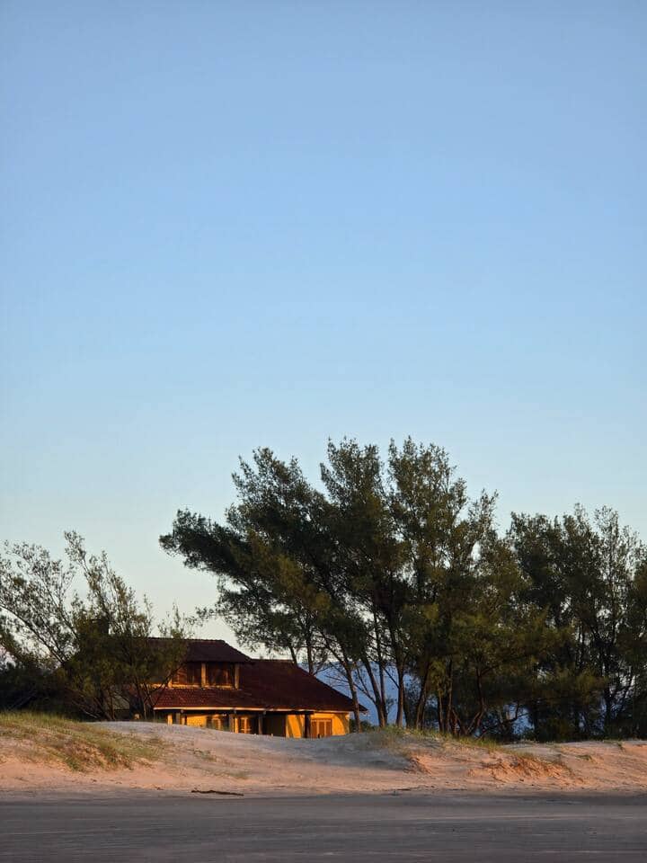 Sobrado Beira-mar. Canto Norte De Arroio Teixeira - Arroio do Sal