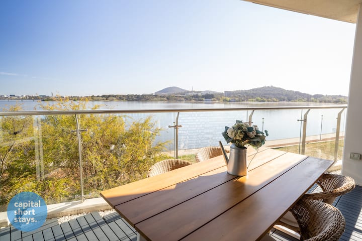 Canberra Waterfront Retreat – Luxury Kingston Stay - Canberra