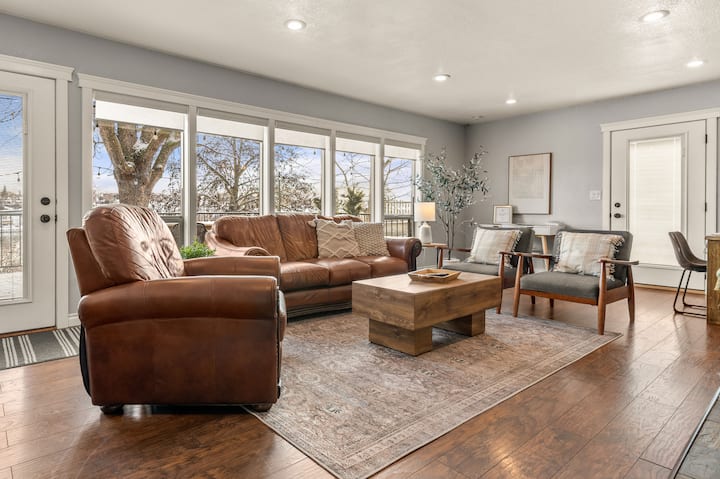 Family & Group Travelers : River View Retreat - Lewiston, ID