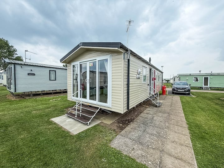 Caravan With Free Wi-fi In Scratby Ref 50071d - Winterton-on-Sea