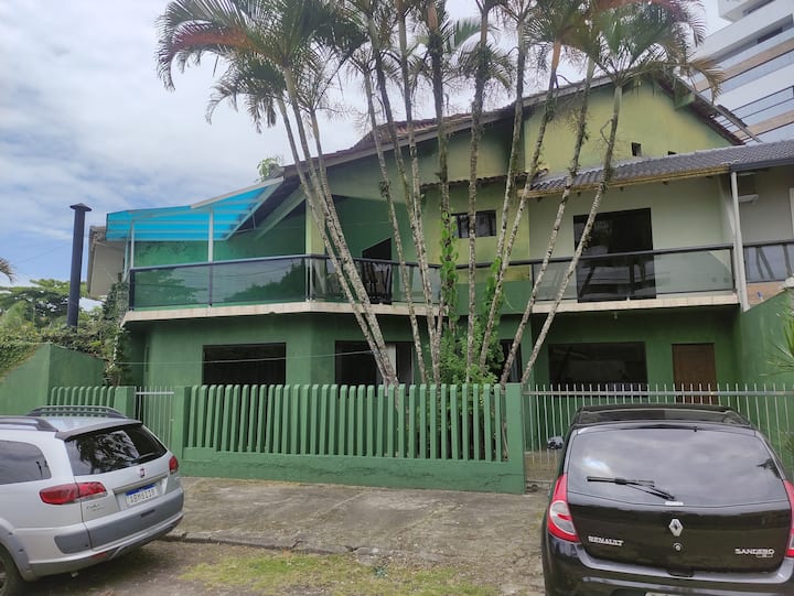 Casa Na Praia Central De Guaratuba - Guaratuba