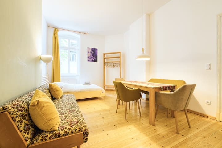 Gemütliche 2-zimmer-wohnung Zentral - Berlino