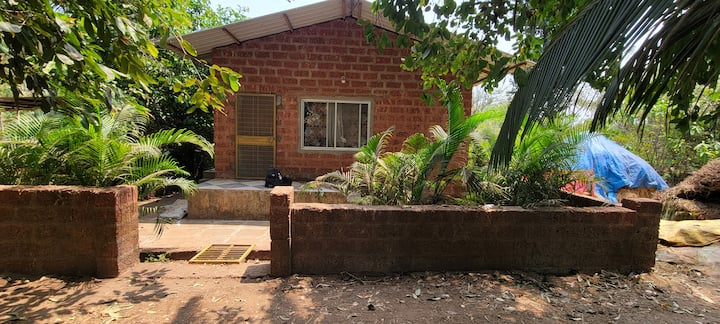 Kalbadevi Beach Guest House - Ratnagiri