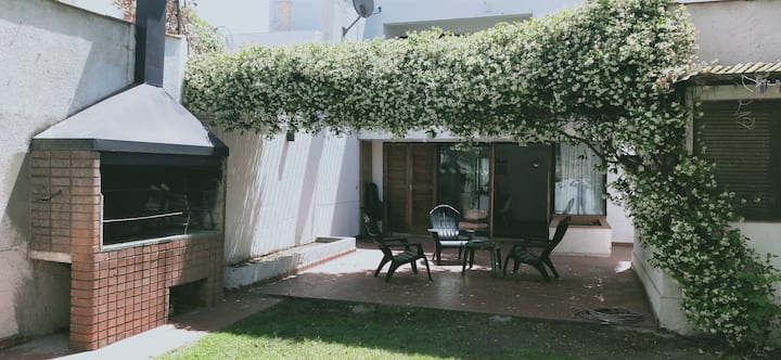 Modern House In The 5th Section, Near The Park - Mendoza