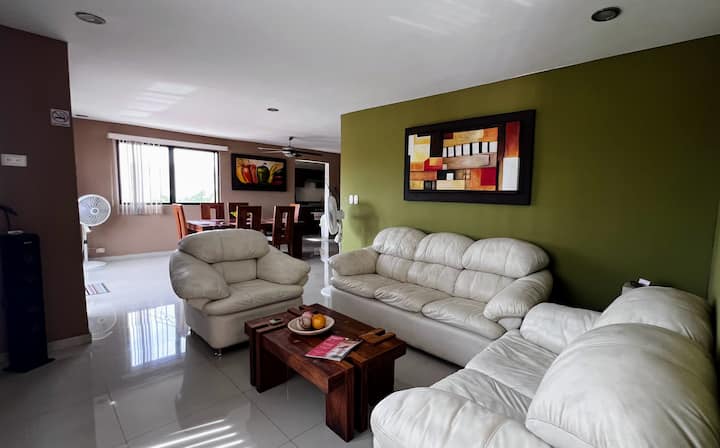 Encantador Depto Comodidad Y Amplitud  3 Recámaras - Mérida