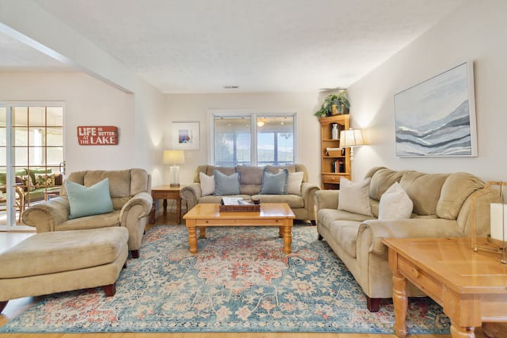 Lake Home At The T-box (20-3 Wb) - Golf, Pool - Bronston, KY