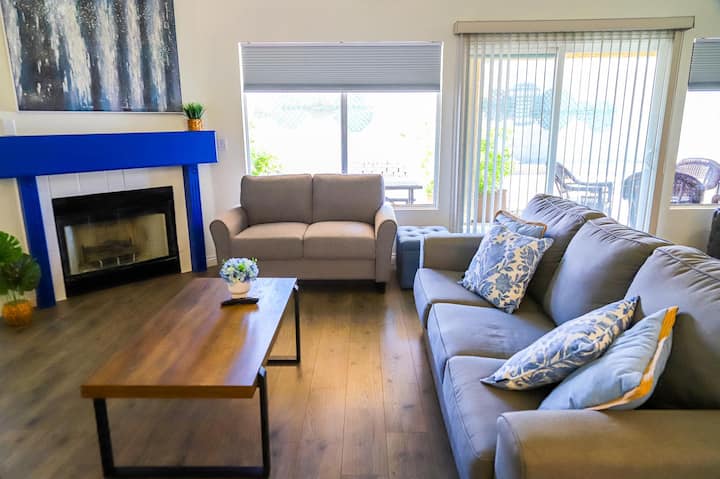 Love Your Stay: Ev Charger, Foosball, Pet-friendly - North Las Vegas, NV