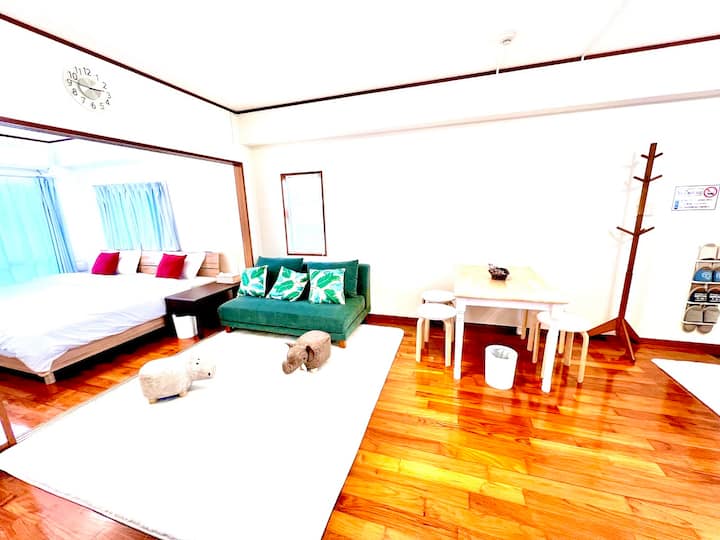 Peace Box 
ゆったりくつろぐオーシャンビューコンドミニアム（１〜４名推奨） - Okinawa