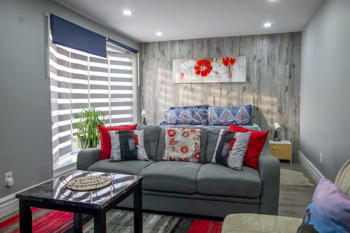 Colours - Mississauga