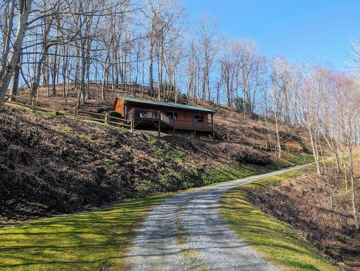 Hillside Hideaway - Boone, NC