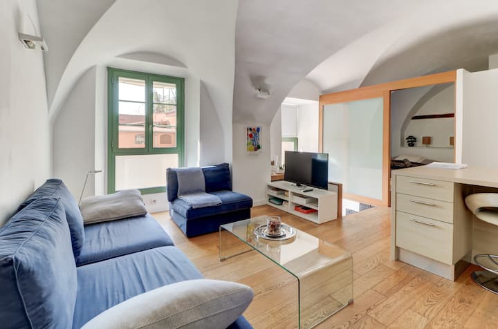 Cours Saleya - Luxe, Calme, Lumineux, Plage, Rdc - Nice