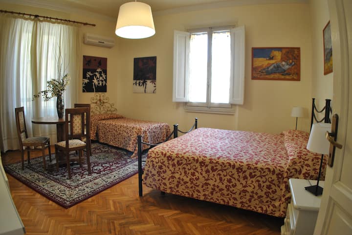 City Center Close Station S.m.n Air Conditioning - Florenz