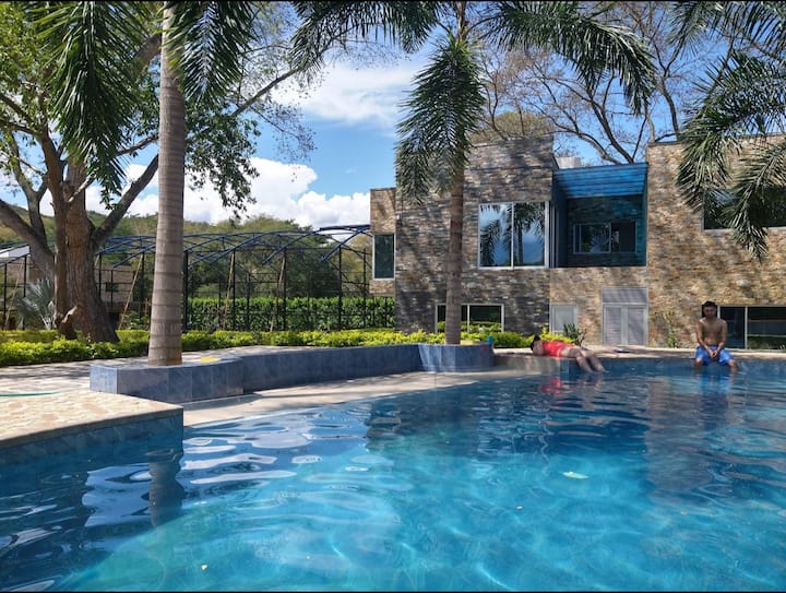 Finca Villa Toby Espectacular.! - Sopetrán