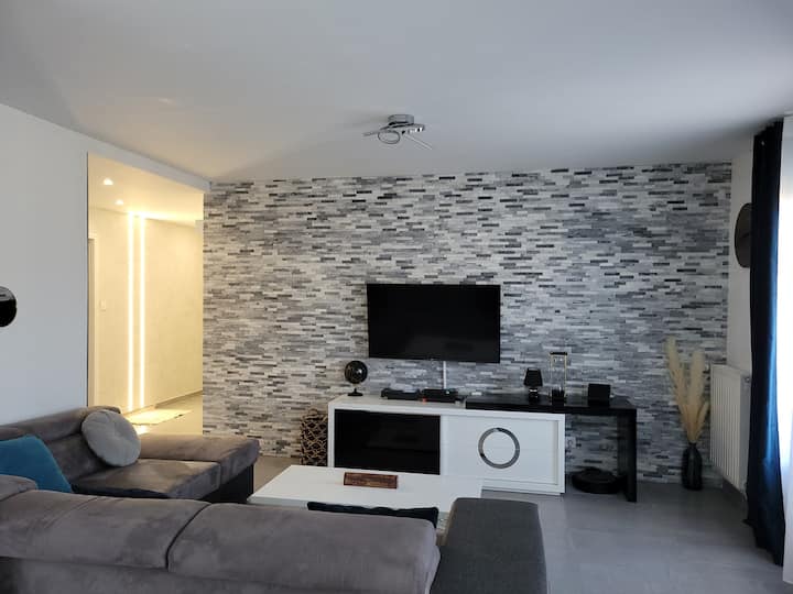 Spacieux Appartement Saint-martin-d'hères  8 Pers - Grenoble