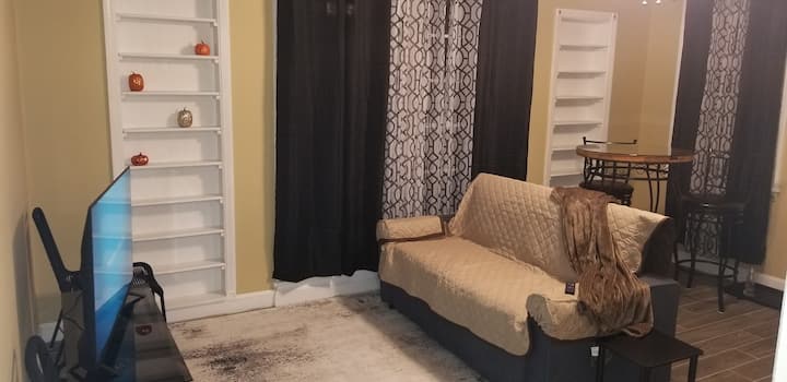 Entire House Kingsport City Center - Fort Patrick Henry Lake, TN