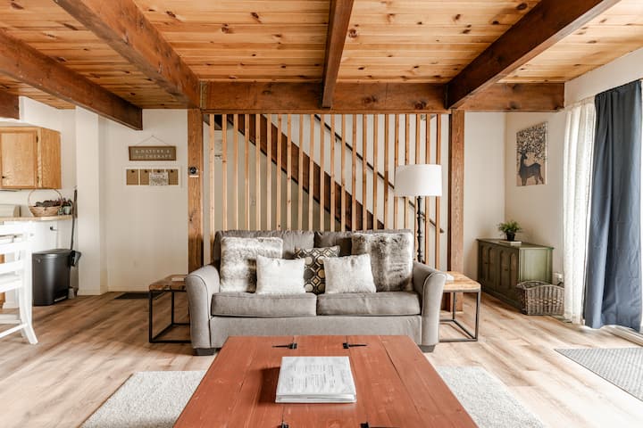 Mystic Mountain Views - Running Springs, CA