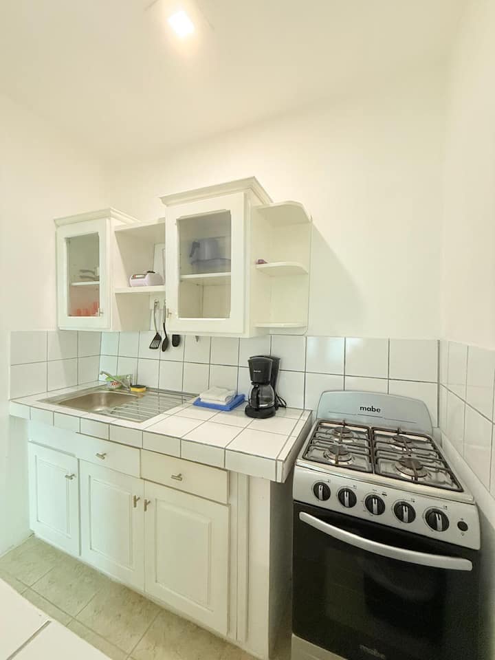 Devon's Cute & Cool Town Apartment - San Juan del Sur