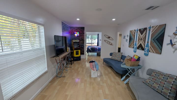 Enjoy Jacuzzi, Beach, Bycicle, Bbq Comfort House - Fort Lauderdale