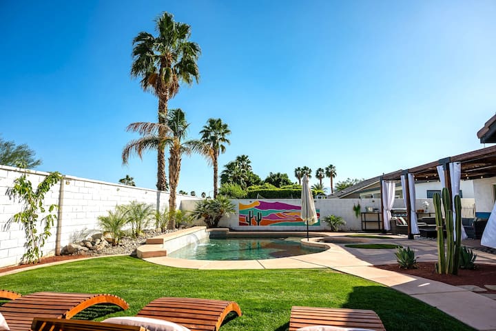 Casa Tulum: Saltwater Pool-hottub, Game Room & Gym - Coachella, CA