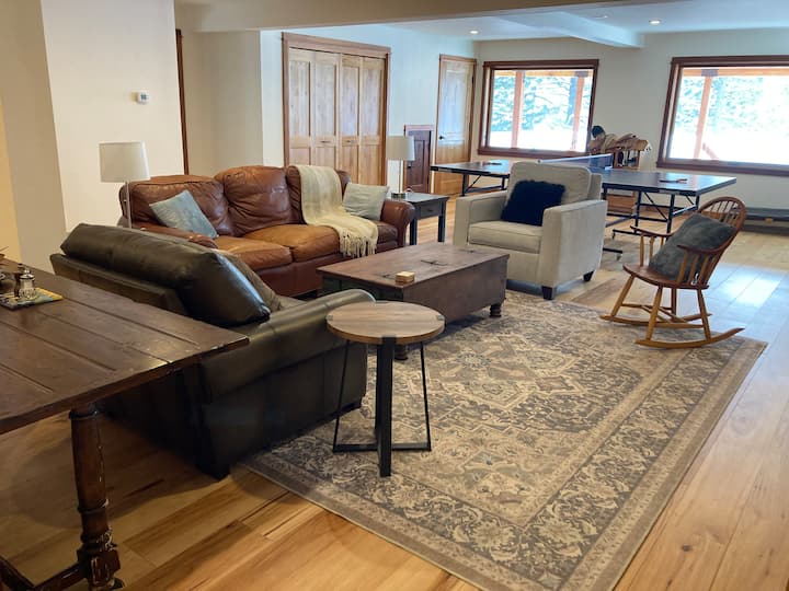 Large 2 Bedroom Private Suite In Luxury Home - Tahoe City, CA