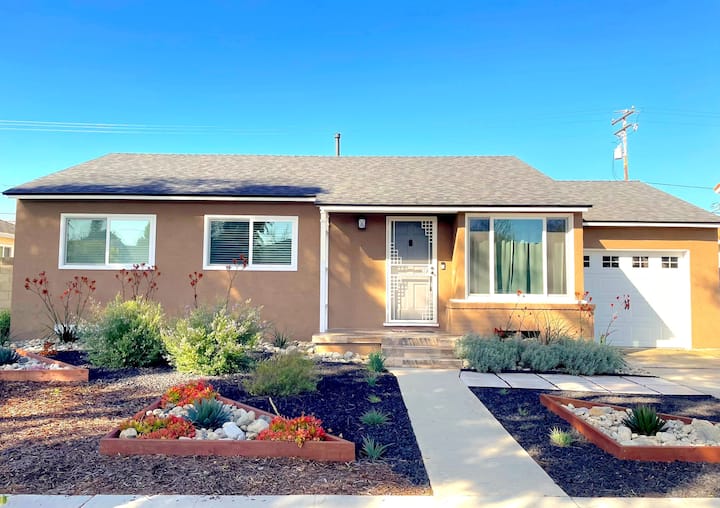 Sunny Los Altos 3br - Relax In Long Beach - Long Beach, CA