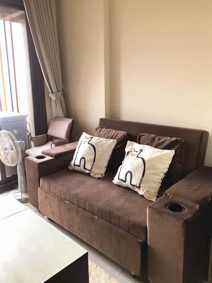 Monthly Renovated High Rise Near Bts 300m. - Bangkok