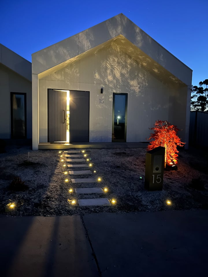 The Chalet Life - Daylesford Scandinavian Chalet - Daylesford