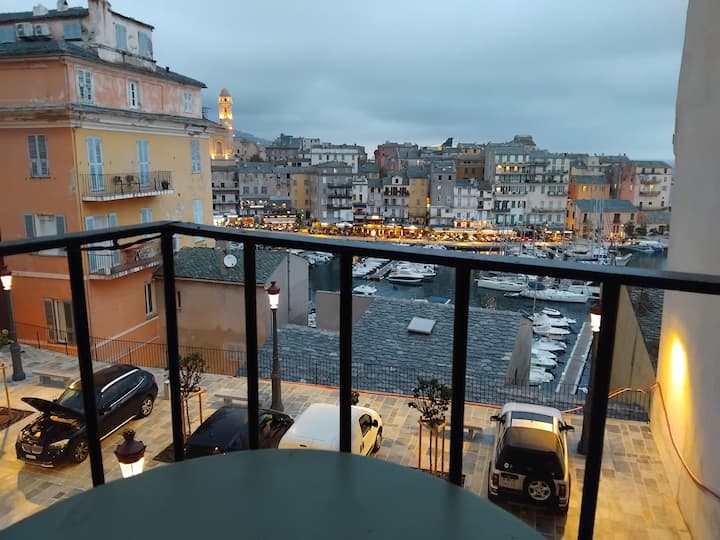 Appartement Cosy Vue Sur Le  Vieux Port - Bastia