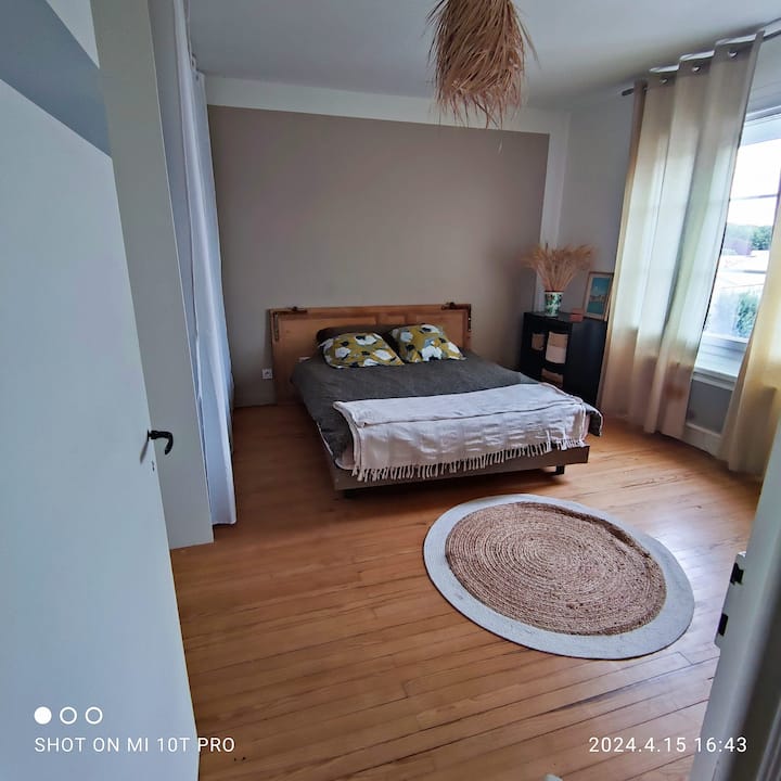 Jolie Chambre Meublée - La Rochelle