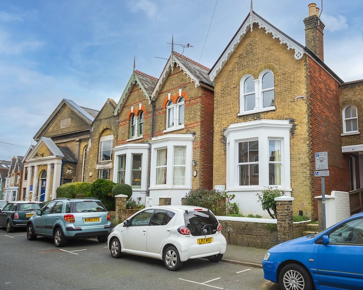 Boho Seahouse, Newly Refurbished Oct 2023 - East Cowes Castle